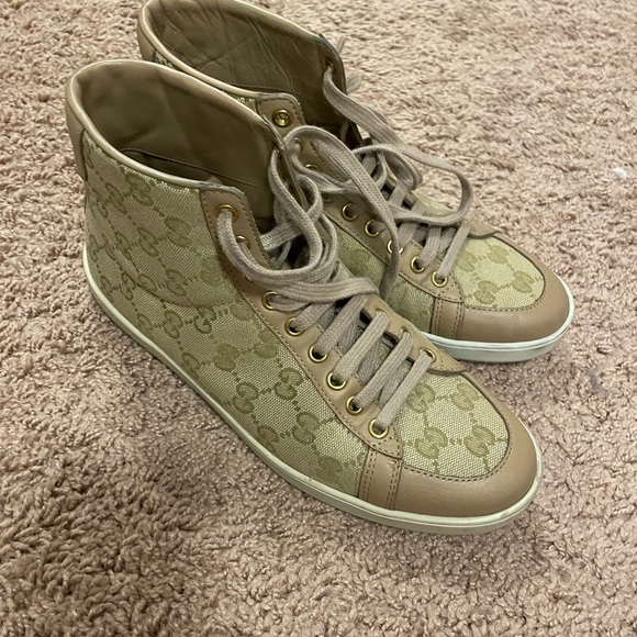 Gucci | Shoes | Gucci Logo Women Sneaker Used One Time | Poshmark